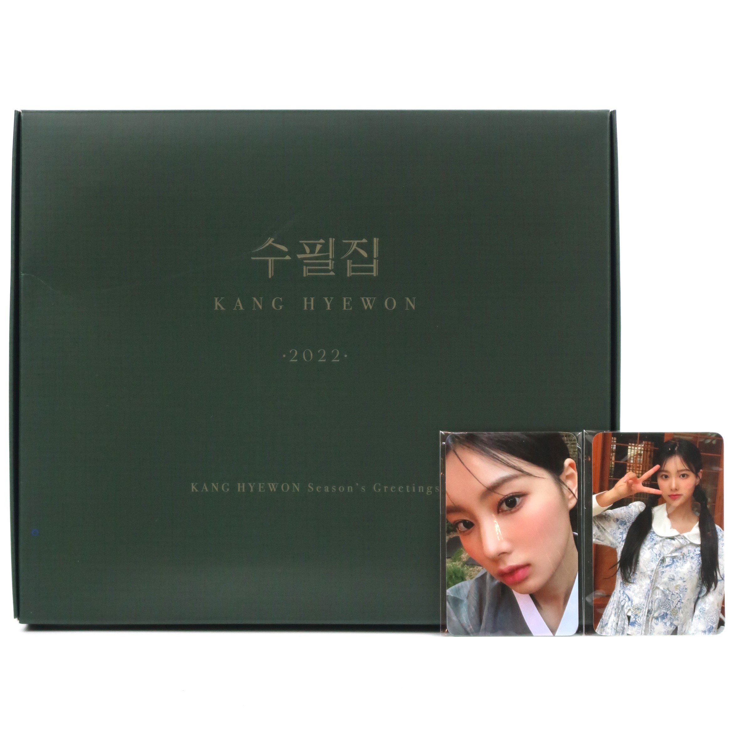 Kang Hyewon 2022 Season's Greetings IZ*ONE - Korea Disco